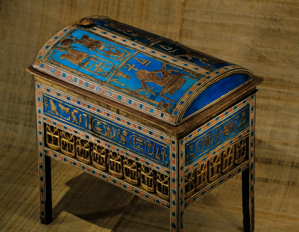 木製チェスト、ユヤの墓、トゥヤ、KV 46、2009年（写真）