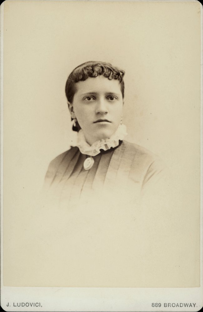 バストポートレート | Ludovici Studios