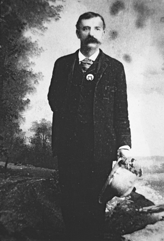 ヘンリー・「ヘック」・トーマス（1850-1912）（モノクロ写真
