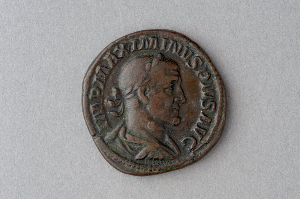 Maximus ThraxのSestertius（ブロンズ） | 小説