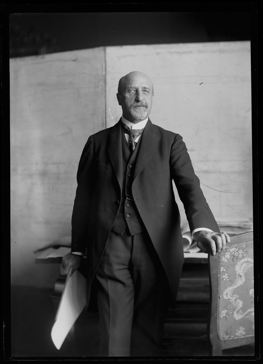 カール・ザイツ（1869-1950）の写真