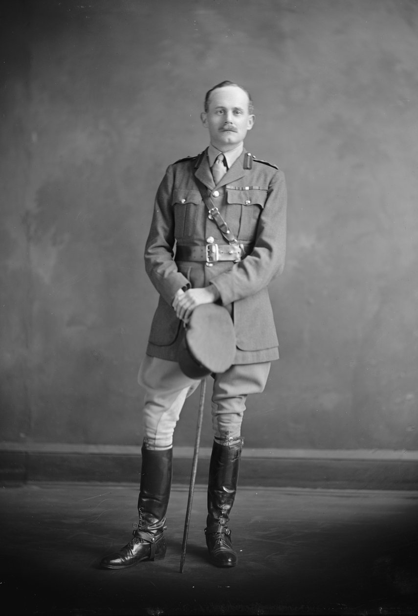 Coronel Claude Edward Dansey (1876-1947) (foto em preto e branco)