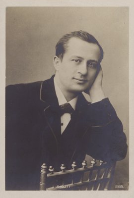 ロシアのピアニスト、指揮者、作曲家のアレクサンドルシローティ。